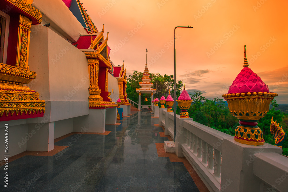 The background of a bridge or a walkway to admire the mountain scenery ...