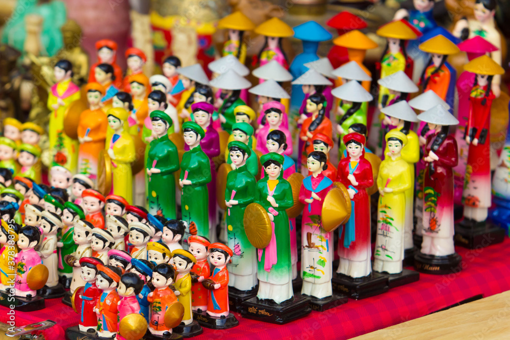 Vietnam\\\'s traditional souvenirs are sold in shop at Hanoi\\\'s Old ...