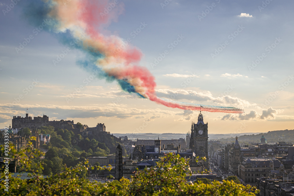 Edinburgh, Scotland, UK - August 2020: RAF Red Arrows Edinburgh Flypast ...