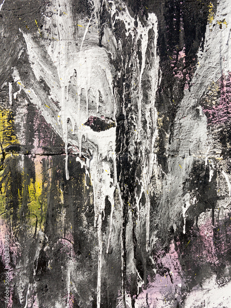 Dripping Spray Paint