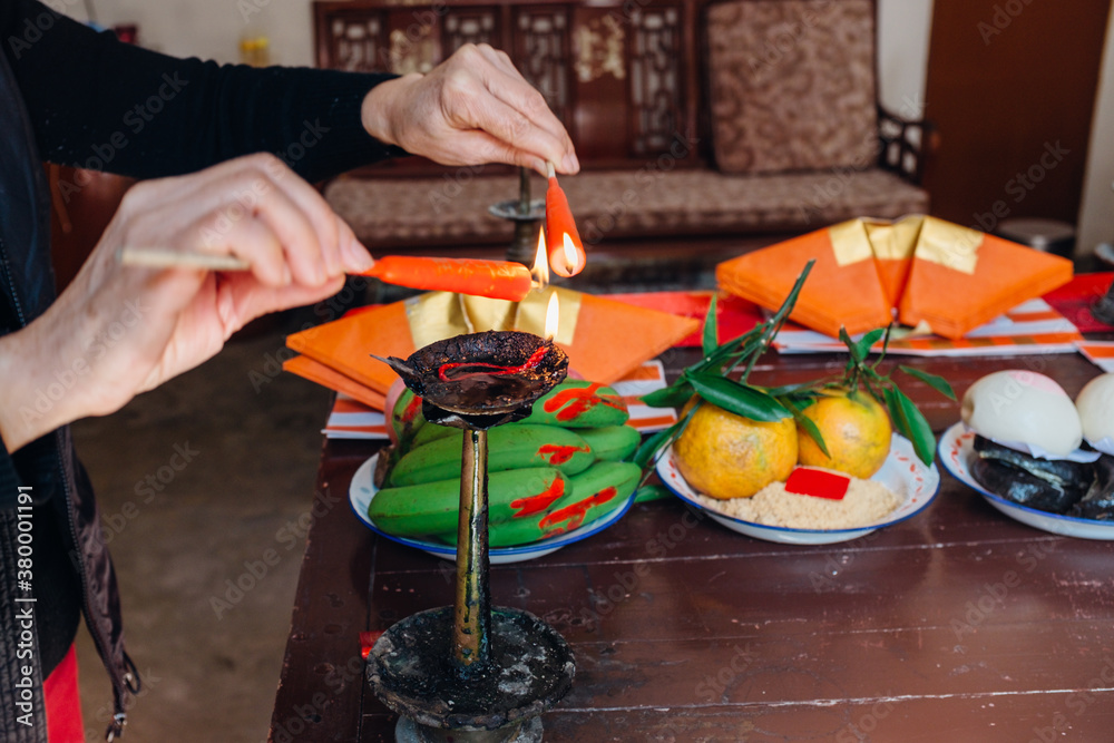 Rites acrifice to gods in traditional Chinese rite ภาพถ่ายสต็อก | Adobe ...