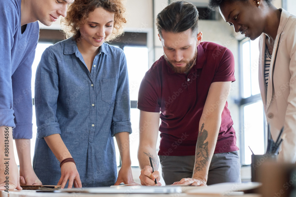 Visualization as key of mutual understanding Stock Photo | Adobe Stock