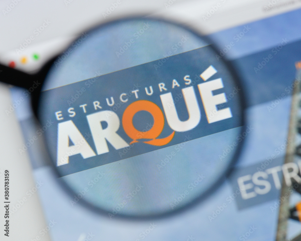 Milan, Italy - August 20, 2018: Estructuras Arqué website homepage ...