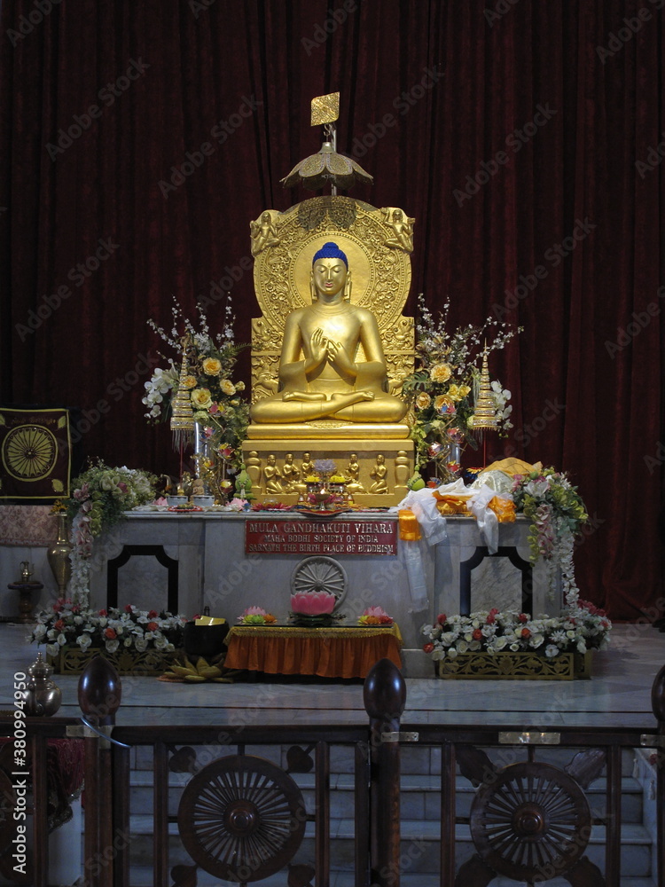 Sarnath near Varanasi, Gautama Buddha, Isipatana, pilgrimage, temple ...