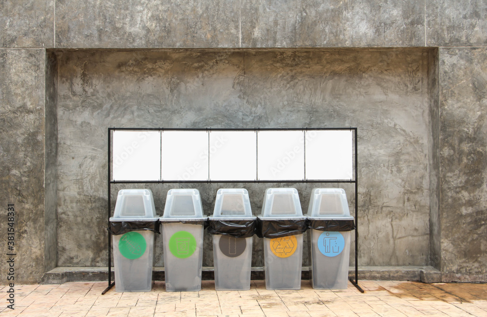 Foto de Garbage trash bins for waste segregation. Separate waste ...