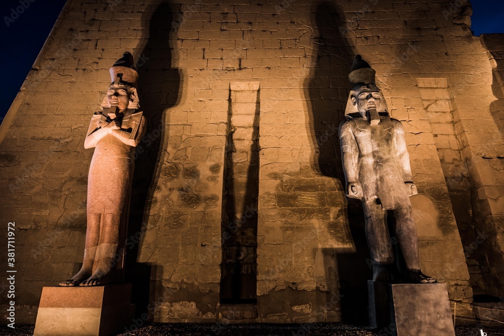 Luxor Tempel of Hatshepsut, Karnak, Egypt Ramses 2 Temple of ...