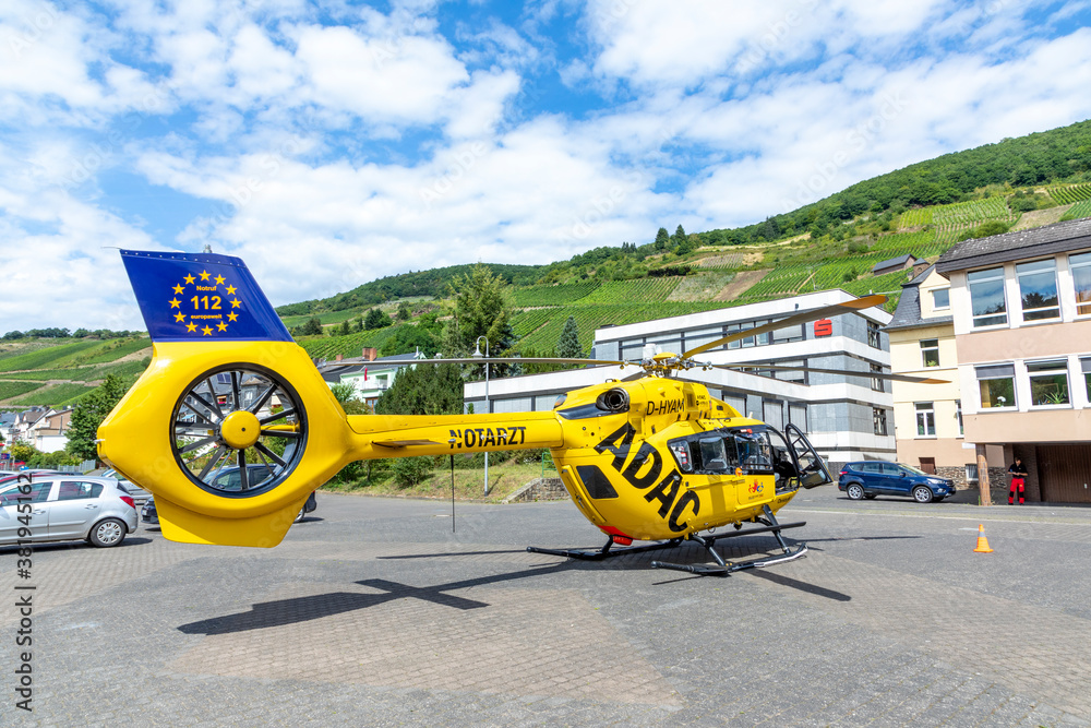 rescue operation, german rescue helicopter, ADAC, Christoph 77, on the ...