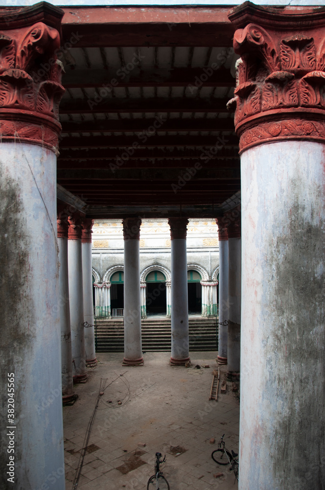 Goswami Rajbari of Sreerampur is a famouse & historical house of ...