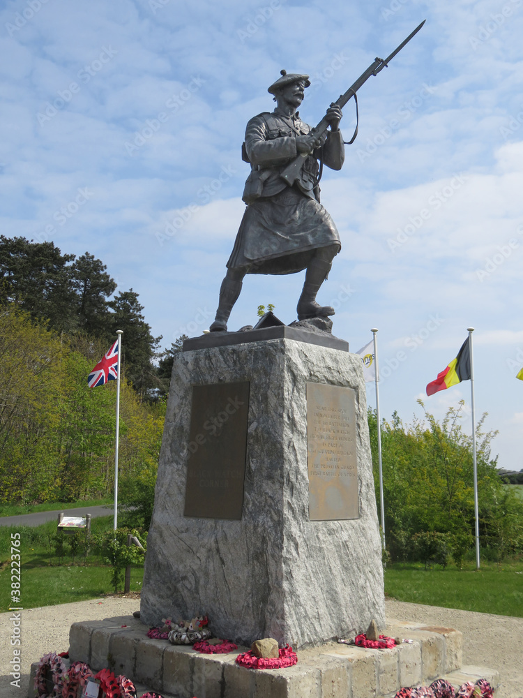Black Watch Corner memorial statue of WW1 Scottish Highlander, near ...