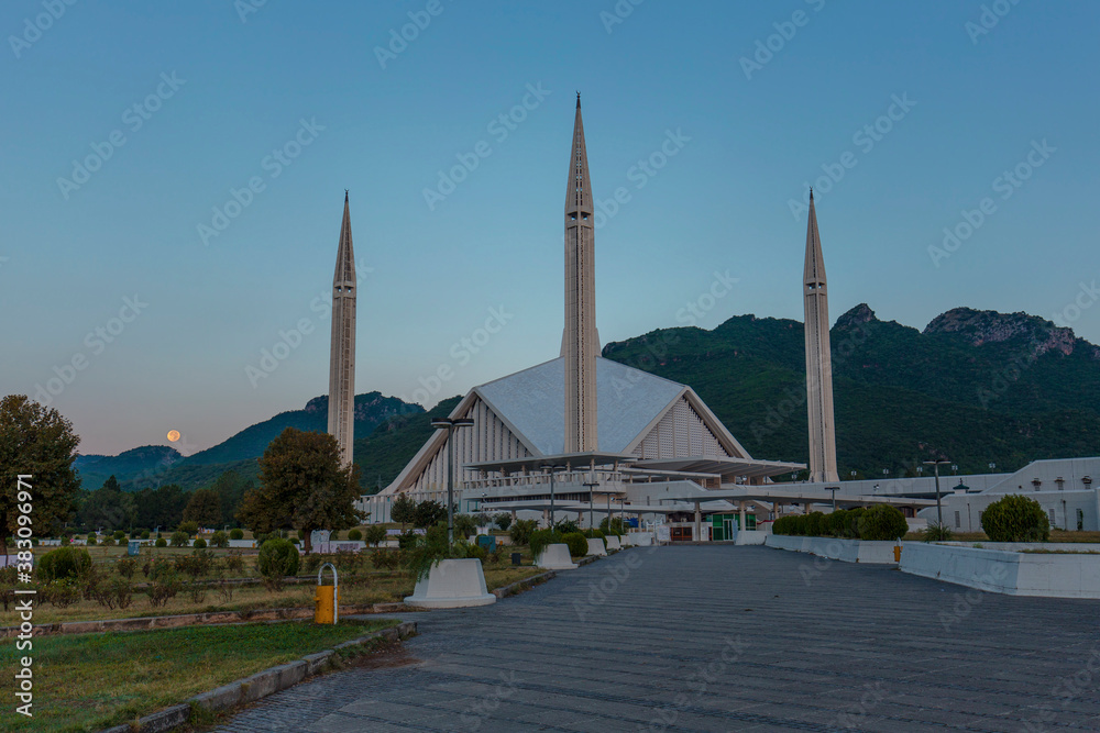 Faisal Mosque is a mosque in Islamabad, Pakistan and is the national ...