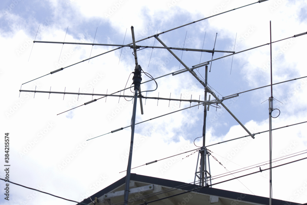アマチュア無線のアンテナ Stock Photo | Adobe Stock