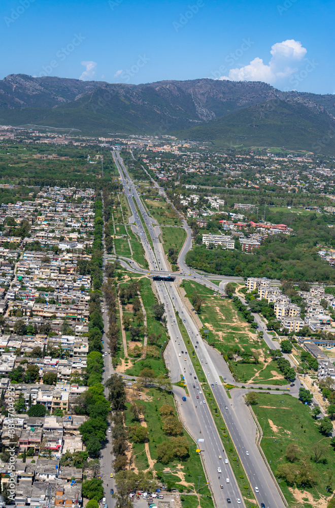 Foto de an aerial cityscapes and landscape photography of Islamabad ...