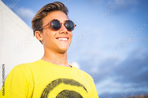 Guy Outdoor Telegraph