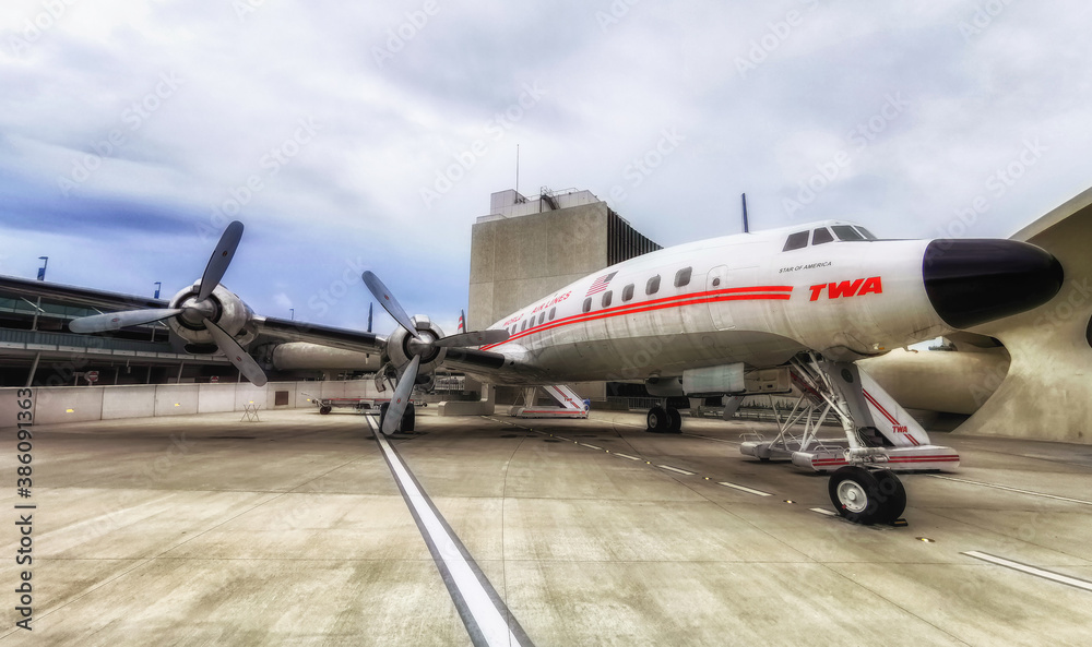 Lockheed Constellation airplane in front of the landmark TWA Flight ...