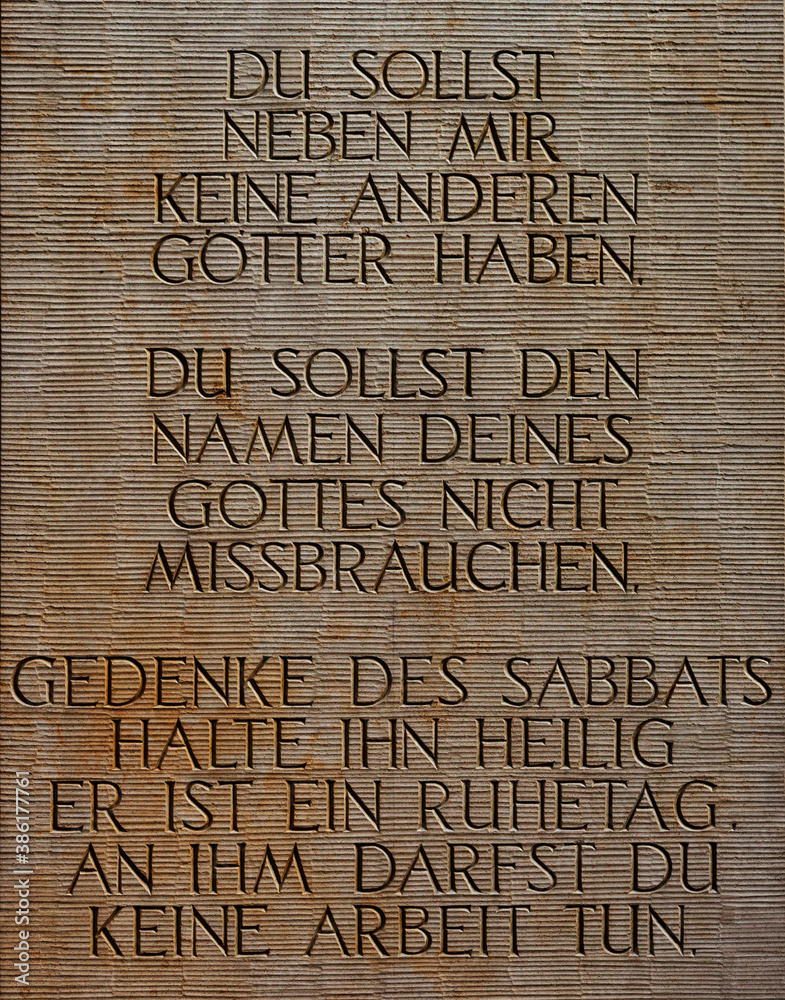 Die zehn Gebote Steintafel Stock Photo | Adobe Stock