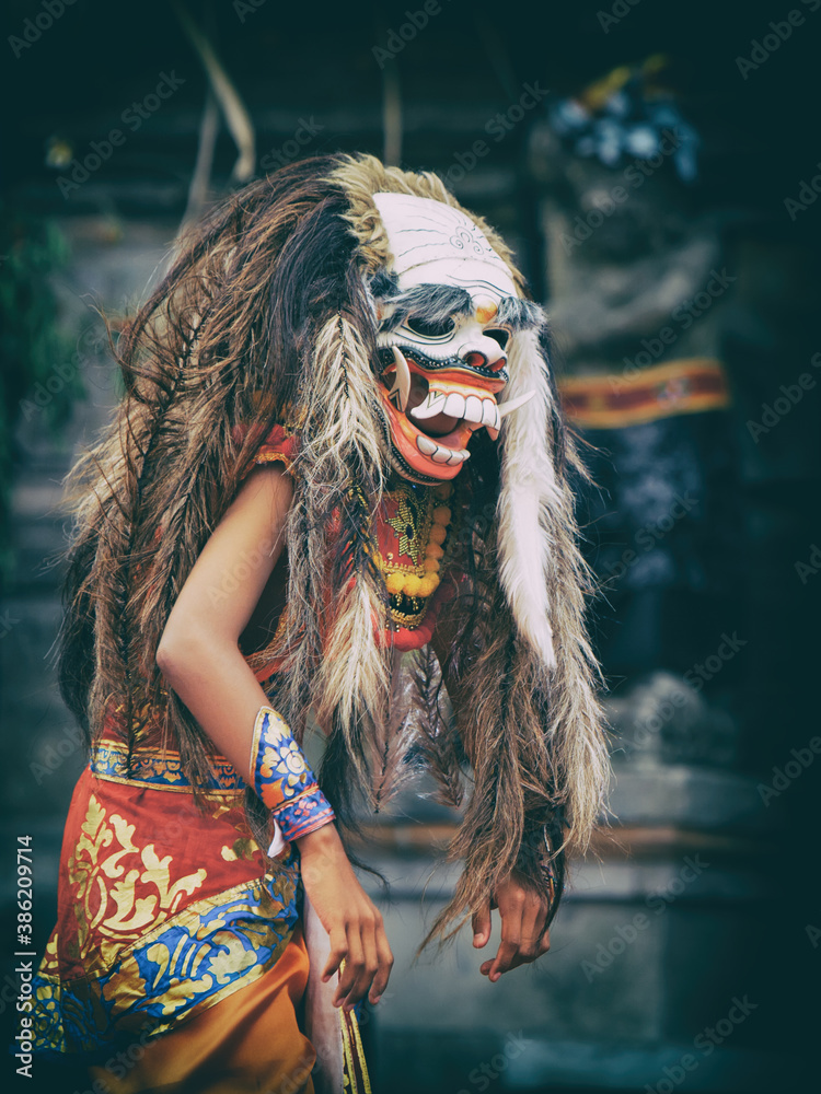 Dancer in demon Rangda traditional mask - evil spirit of Bali isalnd ...