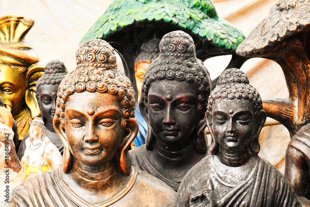 Buddha statue, Symbol of Peace Buddha, many statue of Buddha’s Stock ...