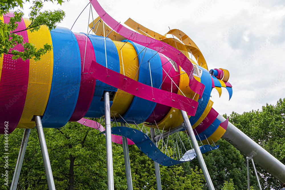 The garden of Dragon is a free play area for children in Parc de la ...