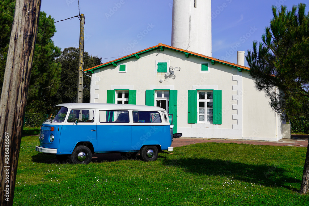 Type 2 Minibus Classic Camper Van parked front of holidays vacation ...