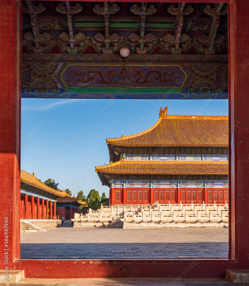 Huge Chinese palace buildings after the main gate. Located in the ...