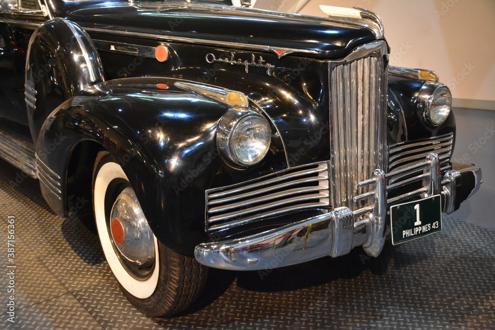 Foto de 1941 Packard 180 used by President Jose P. Laurel and President ...