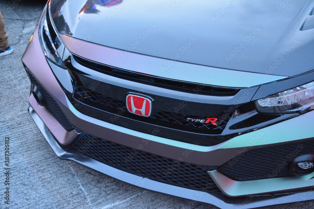 Honda civic type r at Hot Import Nights car show in Pasig, Philippines ...
