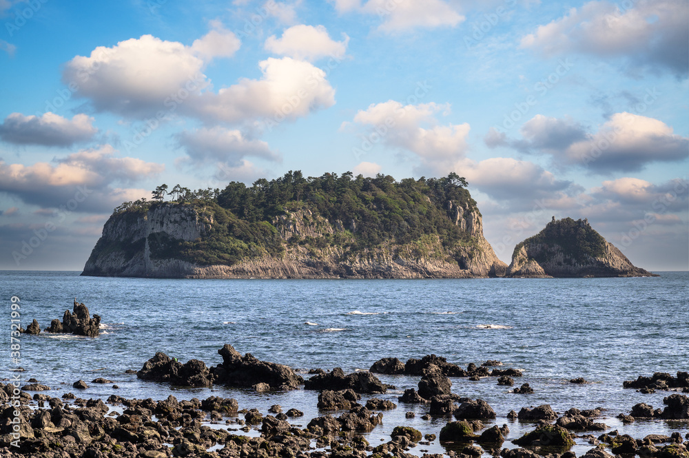 Jeju Island is a representative tourist destination in Korea. This is ...