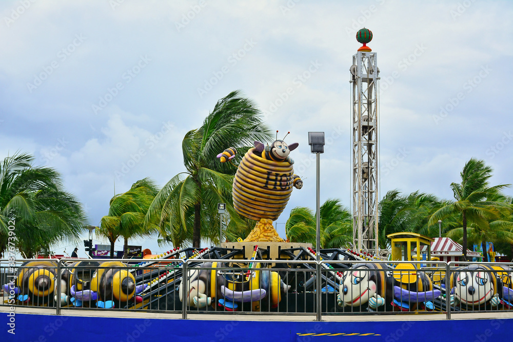 Honey bee ride at SM by the bay outdoor amusement park in Pasay ...