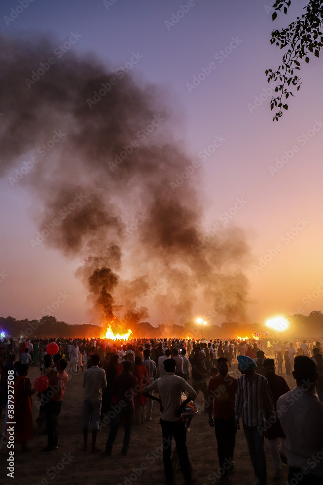 Dussehra Festival Celebration in India and burning of the Ravan effigy ...