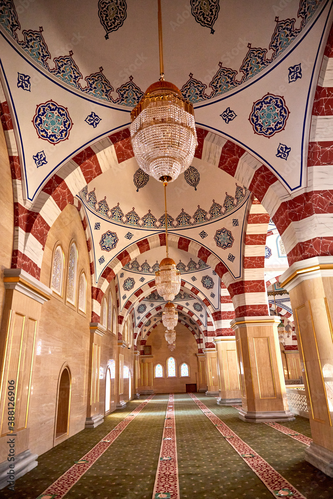 Mosque "Heart of Chechnya" named after Akhmat Kadyrov ภาพถ่ายสต็อก ...