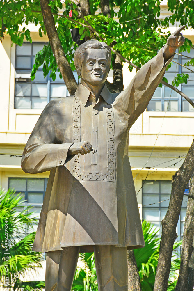 Sergio Osmena statue in Cebu, Philippines Stock Photo | Adobe Stock