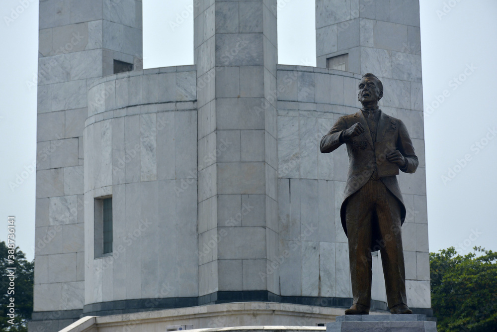 Manuel Quezon statue at Quezon memorial circle in Quezon City ...