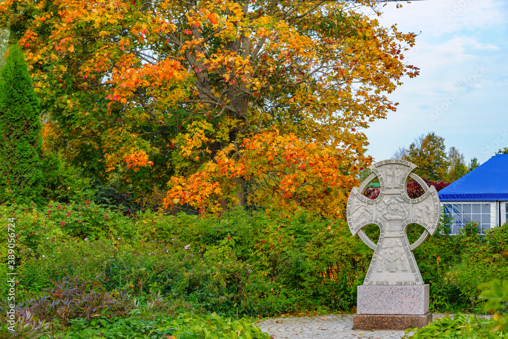 Stockfoto Memorial cross in one of the ancient historical forms of ...