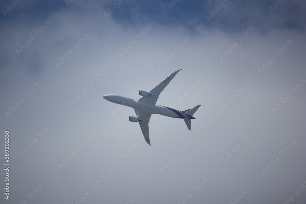 First Boeing 787-900 Dreamliner HS-TWA of Thaiairway. Stock Photo ...