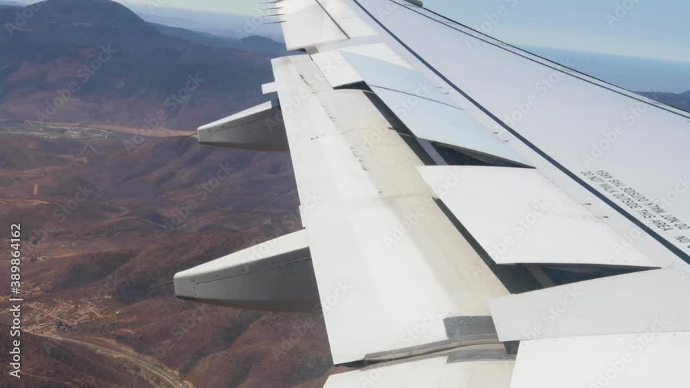 Airplane landing configuration - Airbus A320 flaps extended - airplane ...