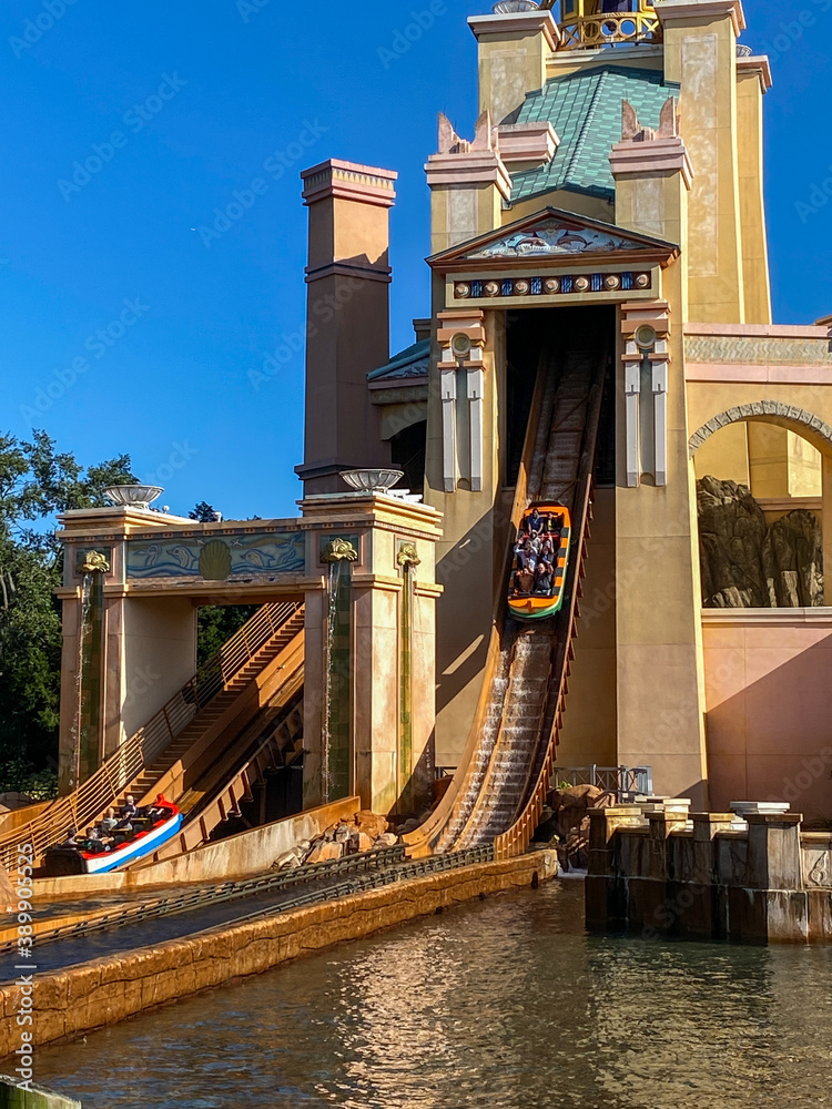 People on the Journey to Atlantis Roller Coaster water ride at SeaWorld ...