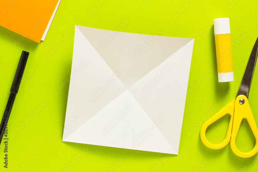 Step-by-step photo instructions on how to make a bookmark for a book in ...