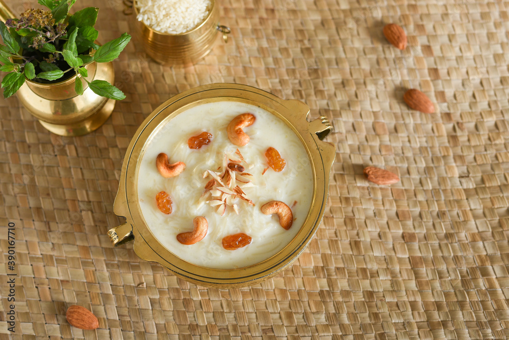 Semiya payasam Kerala Onam food, Indian sweet mithai vermicelli milk ...