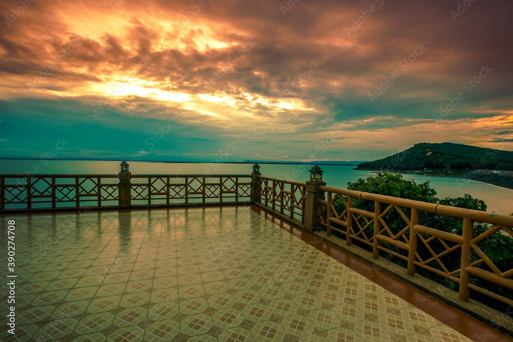 blurred nature background view of naturally occurring trees and ...