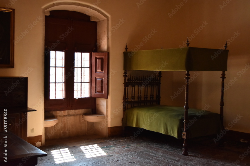 Foto de Monastery room do Stock | Adobe Stock