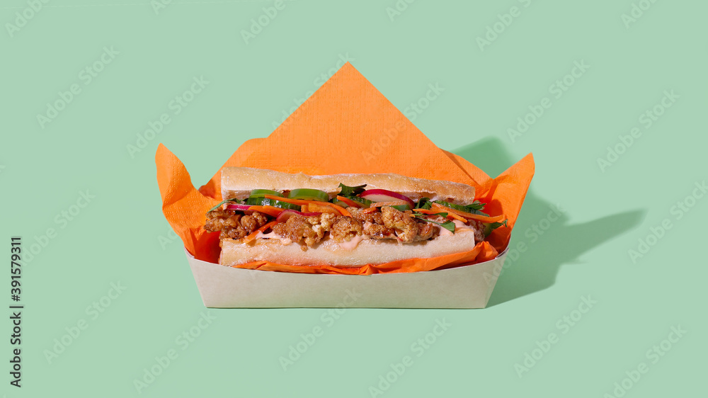 Vietnamese Banh Mi sandwich with roasted cauliflower and pickled veggie ...