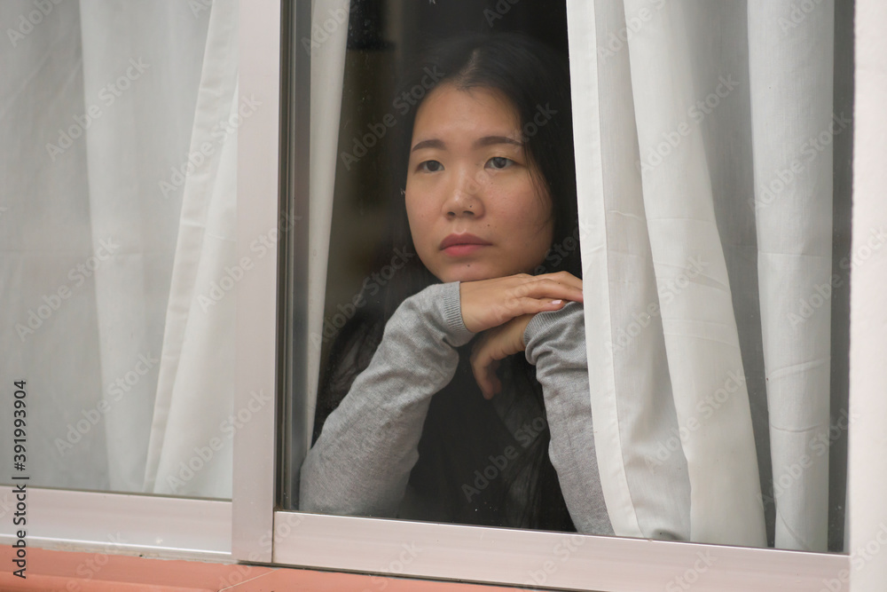girl in stress at home - dramatic portrait of young sad and depressed ...