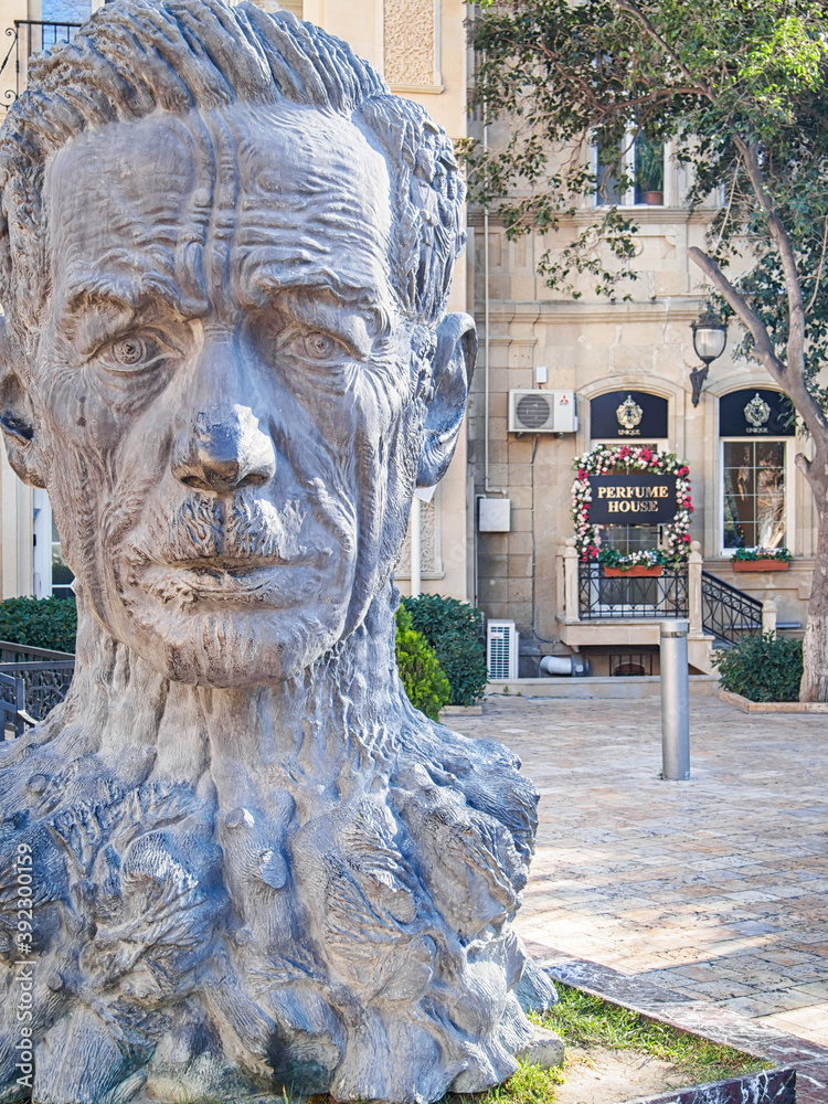 BAKU, AZERBAIJAN-DECEMBER 27, 2017: Sculpture head of Aliaga Vahid in ...