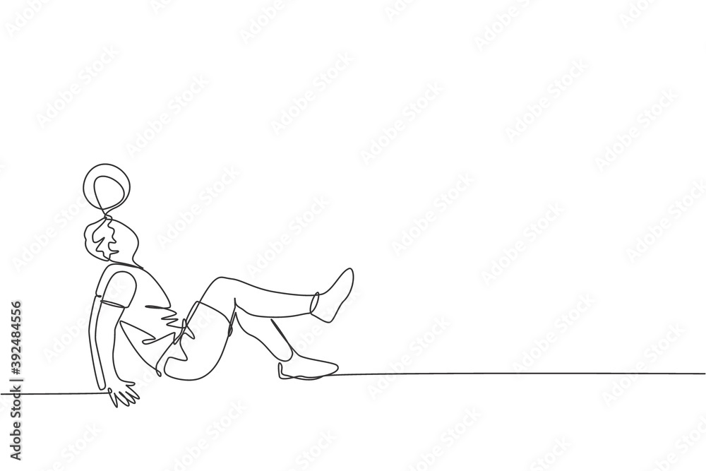 One single line drawing of young happy man perform soccer freestyle ...