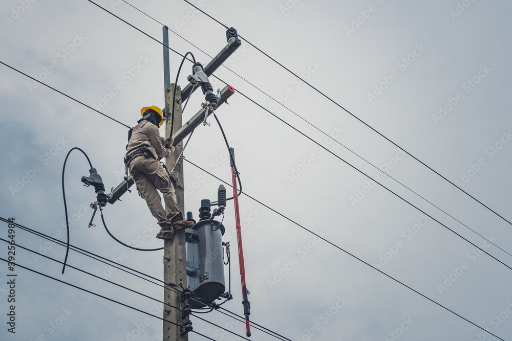 Lineman climb concrete pole and use clamp stick grip all types to ...