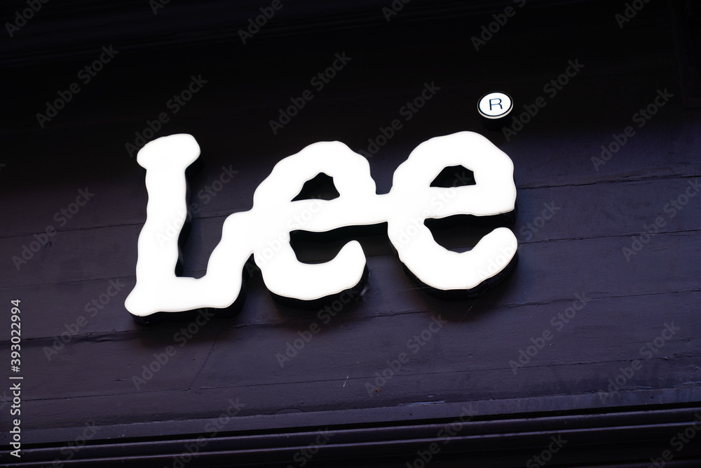Lee Jeans Logo