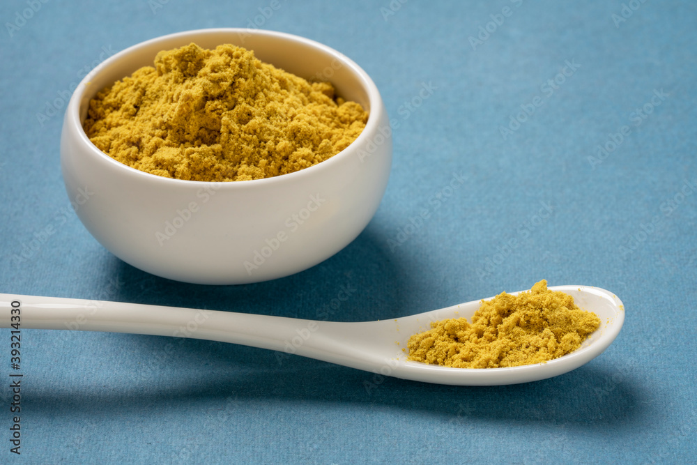 bee pollen powder loaded with protein, essential amino acids, vitamins ...