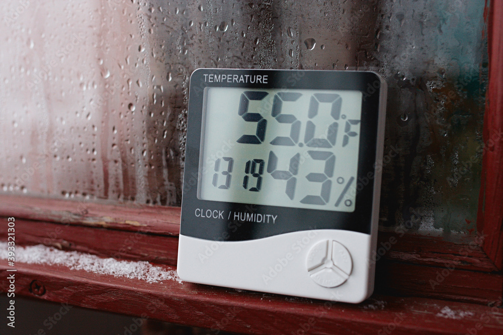 Thermometer and hygrometer of electronic to control temperature and ...