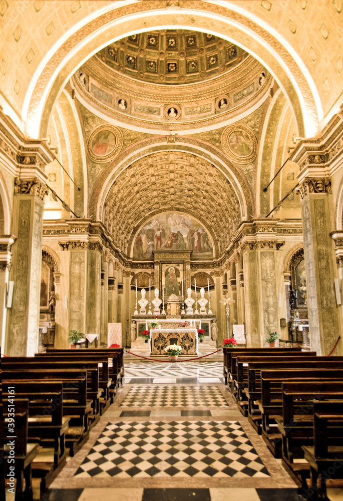 San Satiro church with its famous fake apse, an optical illusion ...
