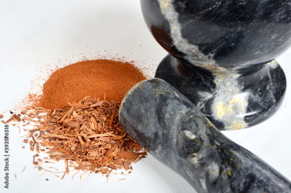 Catuaba bark and catuaba powder on white background. Natural herbal tea ...
